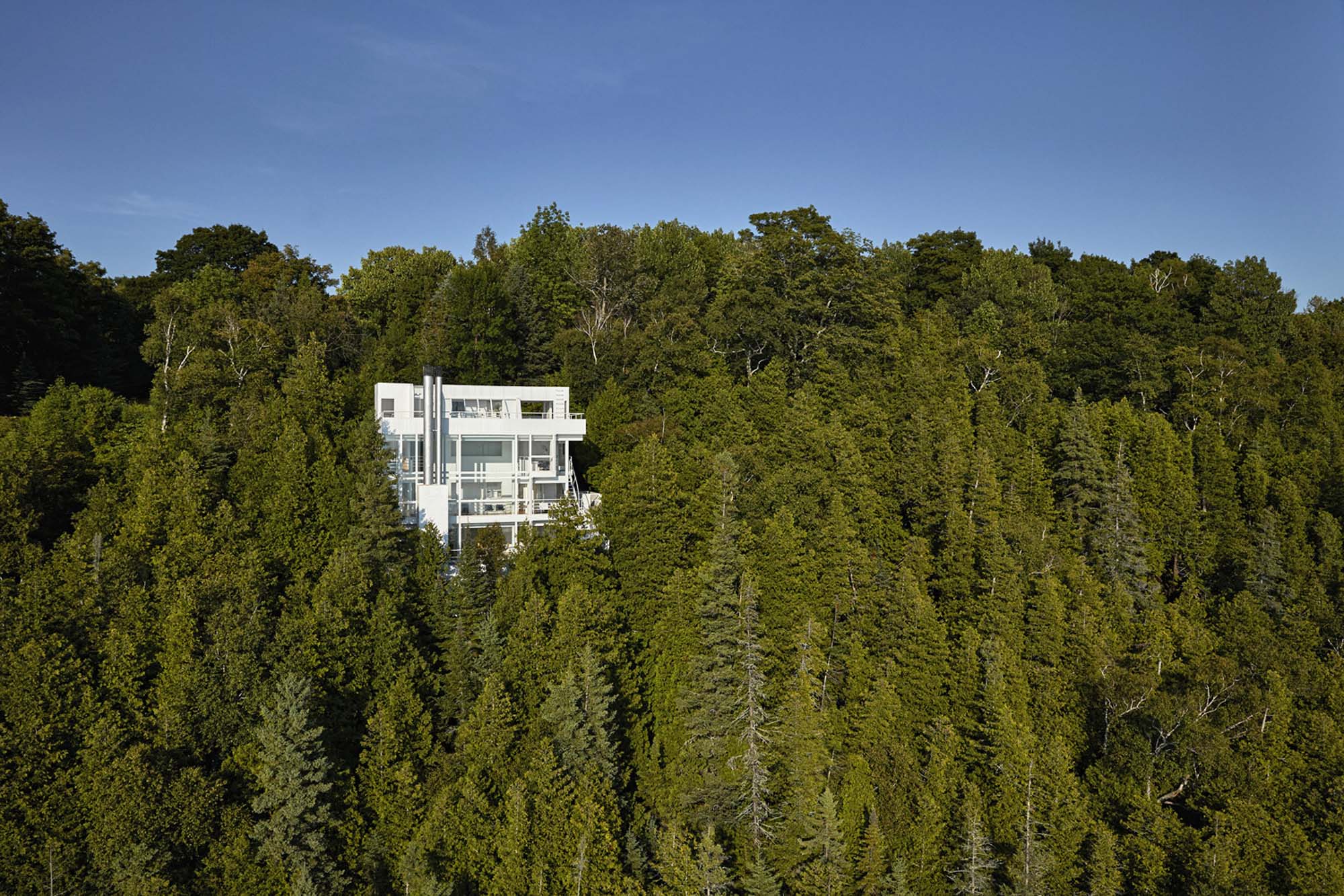 Douglas House - Architect Magazine