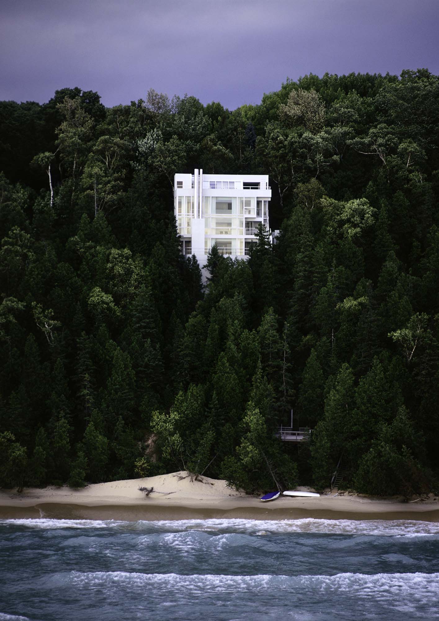 Douglas House - Architect Magazine