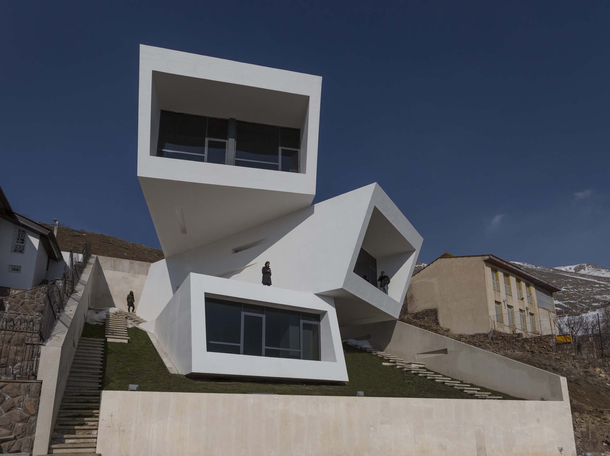 Three Views / A House - Architect Magazine