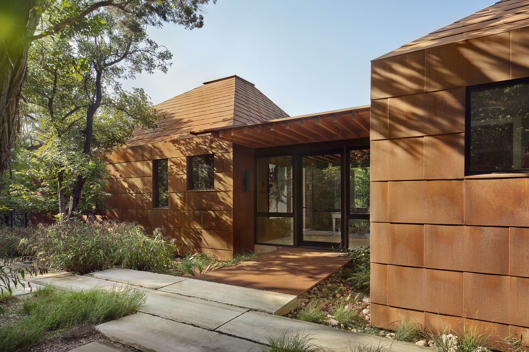 David Lake and Ted Flato of Lake|Flato Win the 2024 AIA Gold Medal