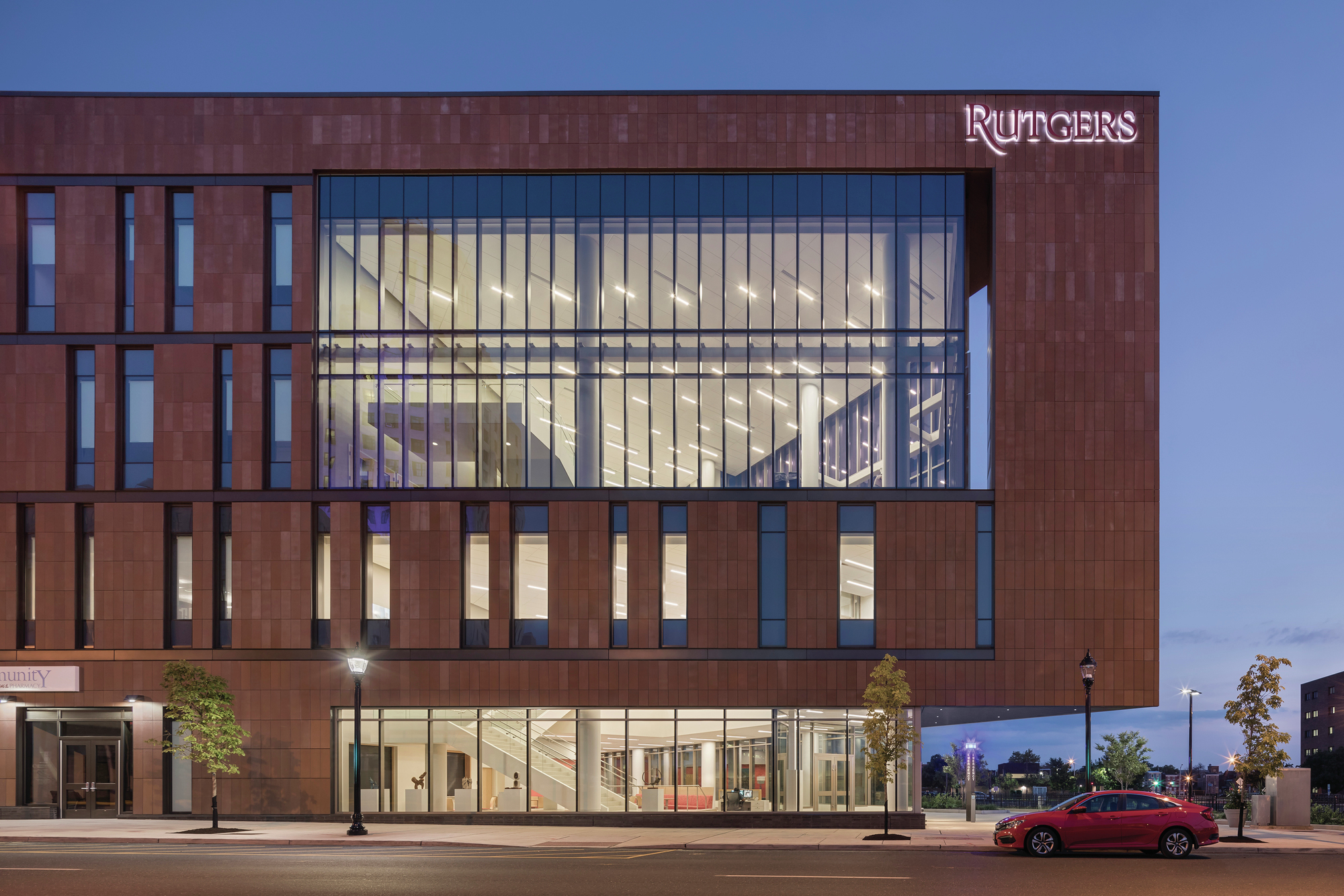 Rutgers University-Camden: Nursing and Science Building - Architect ...