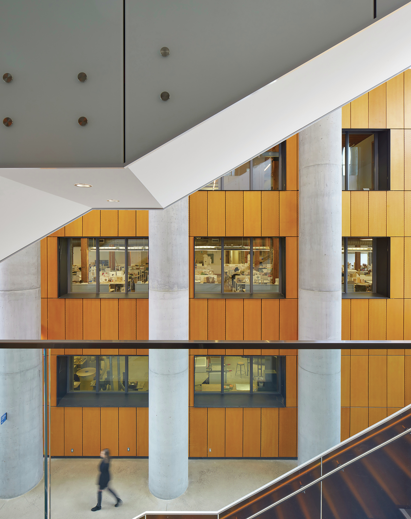 Ryerson University Daphne Cockwell Health Sciences Complex - Architect ...