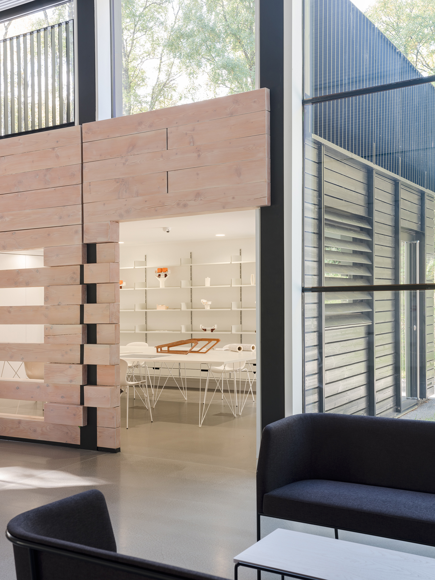 Multifunctional Timber Wall at Moxon Architects Quarry Studios