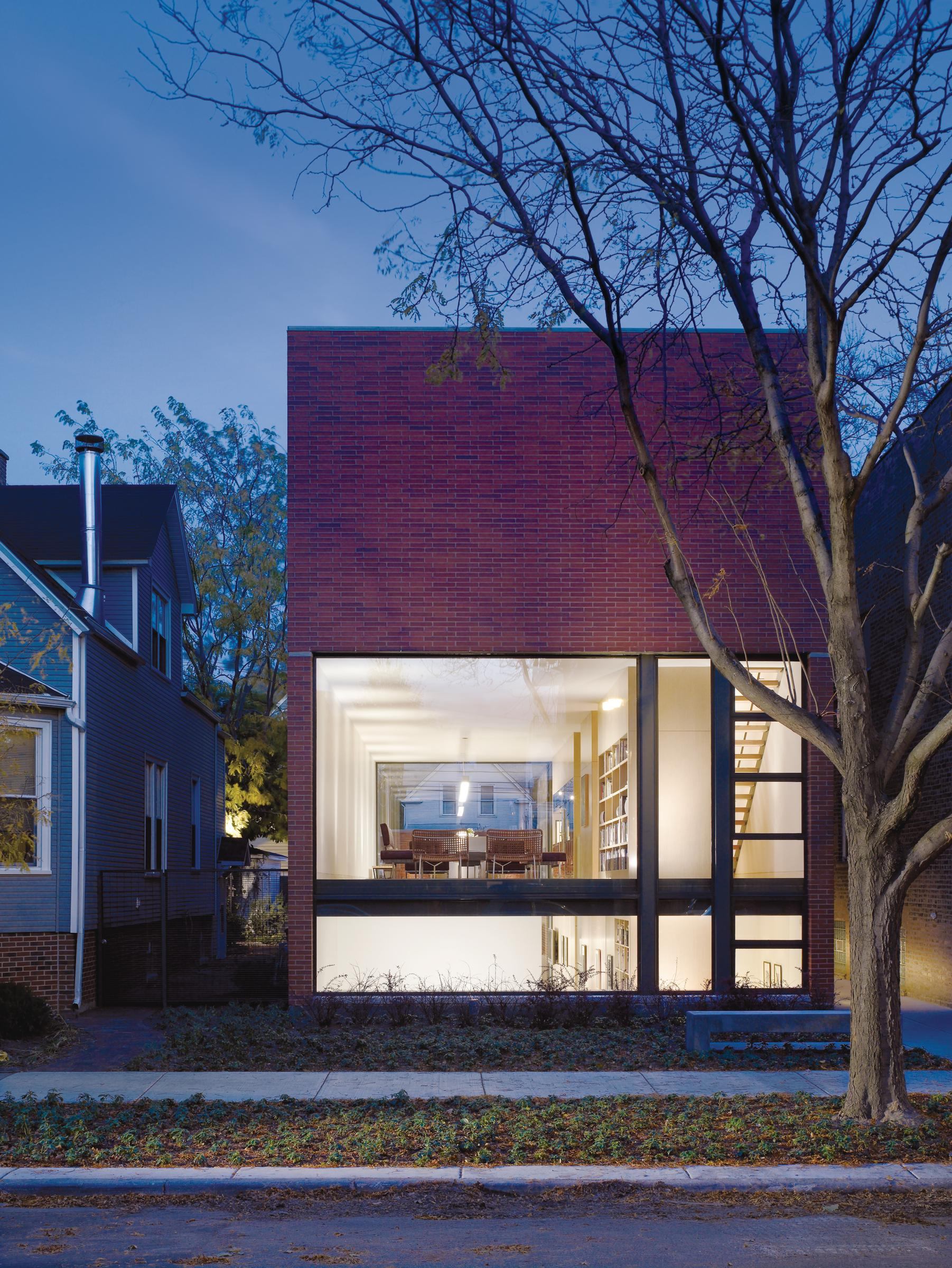 Chicago Architect Brad Lynch Dies at 64