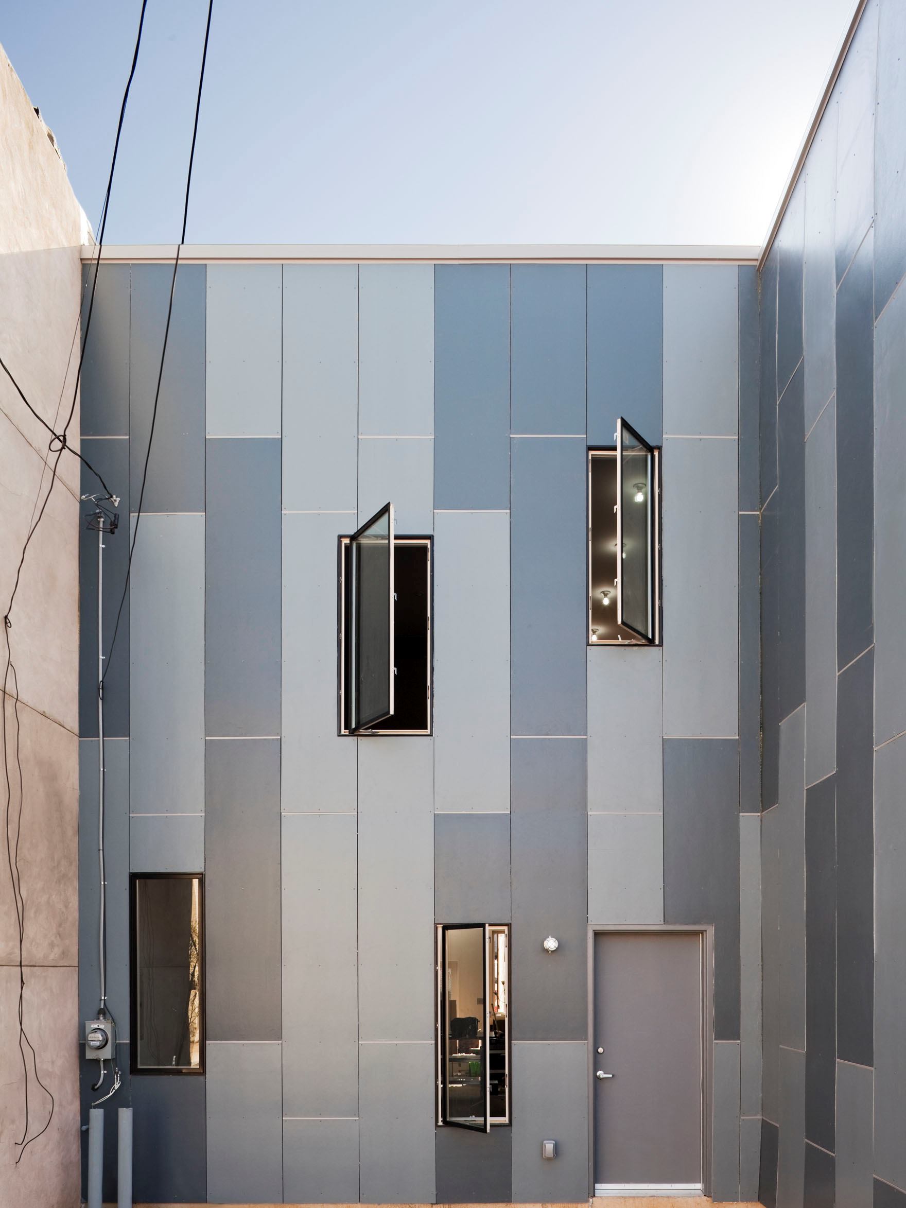 Infill Architecture: Urban Infill House 001 + 002