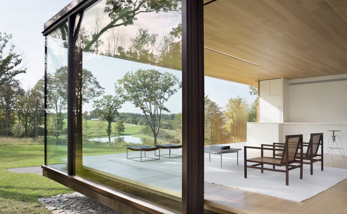 Living With Light: Why the Modernist Window Still Shapes the Homes of Today