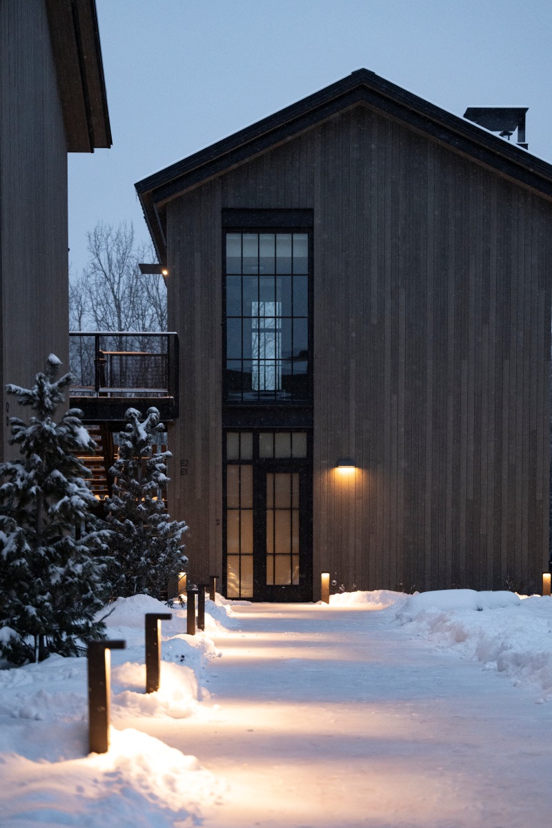 Olson Kundig’s Alpine-Inspired Larch House Opens in Whitefish, Mont ...